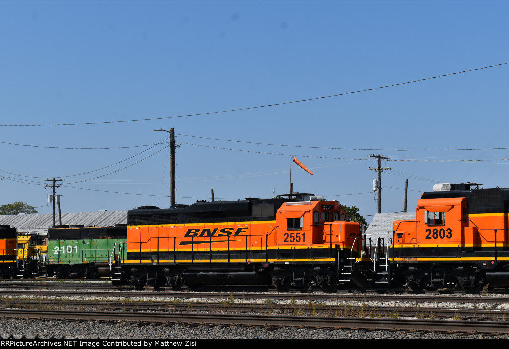 BNSF 2551